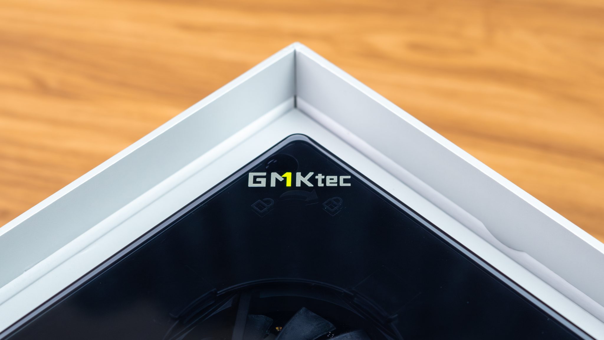 首发 | 自带OCULINK、“静音无噪” 迷你主机登场！极摩客M7详细解析 – GMK极摩客官方网站